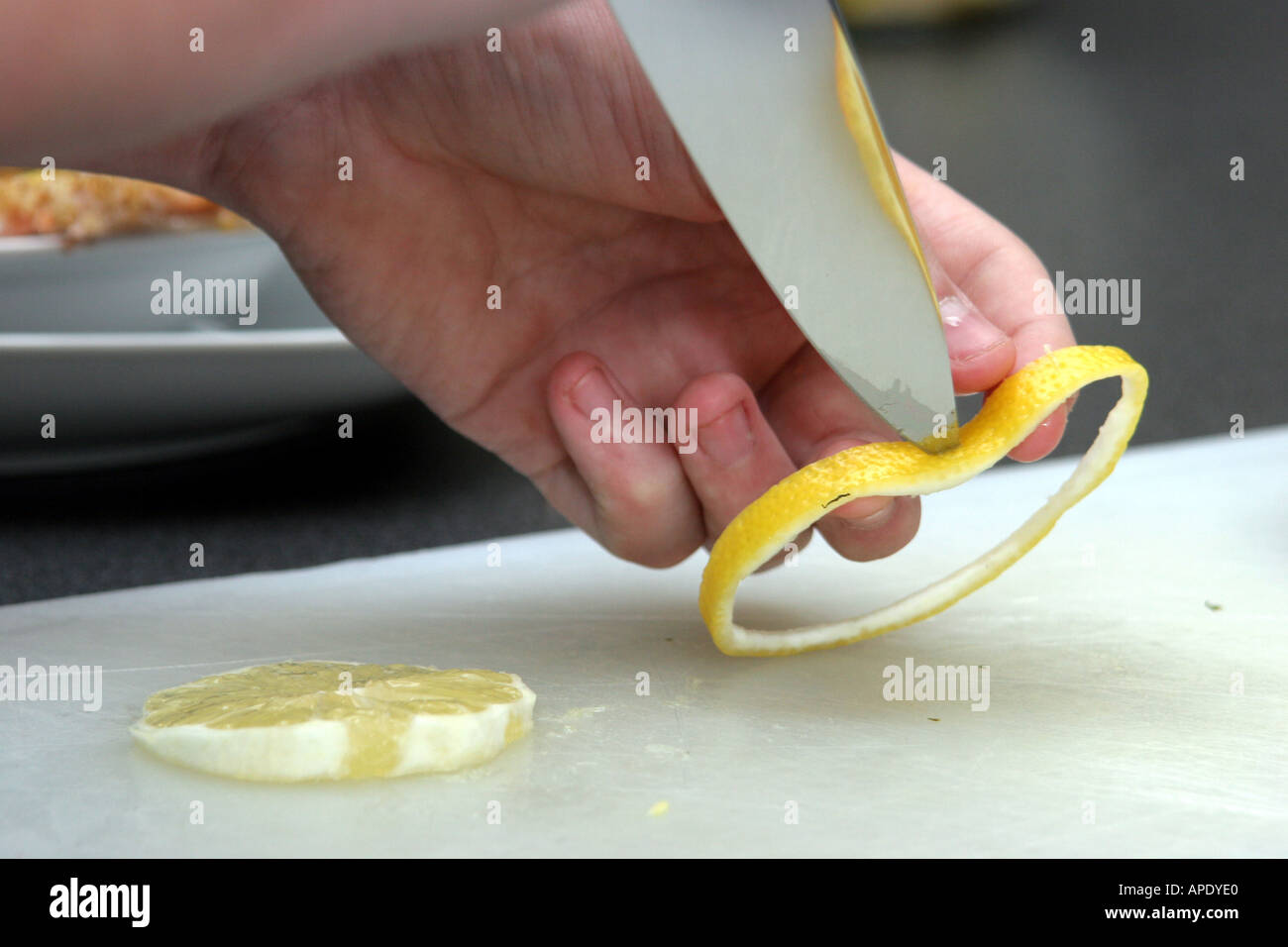 Masterchef hands hi-res stock photography and images - Alamy