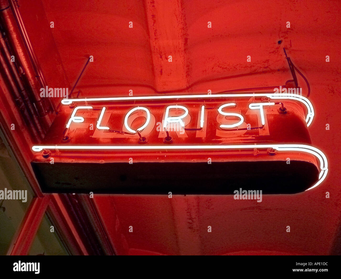 Florist neon sign hi-res stock photography and images - Alamy