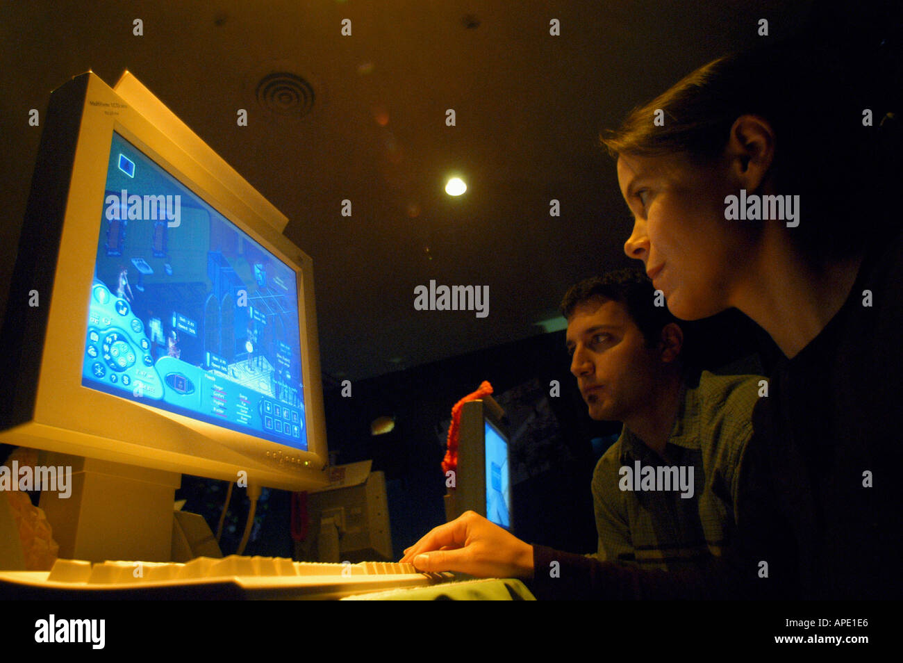 The sims online hi-res stock photography and images - Alamy