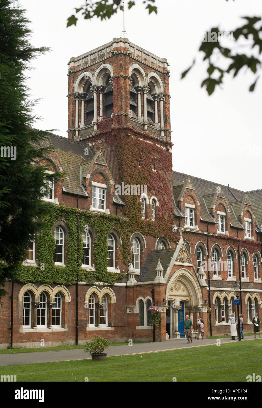 School battersea hi-res stock photography and images - Alamy
