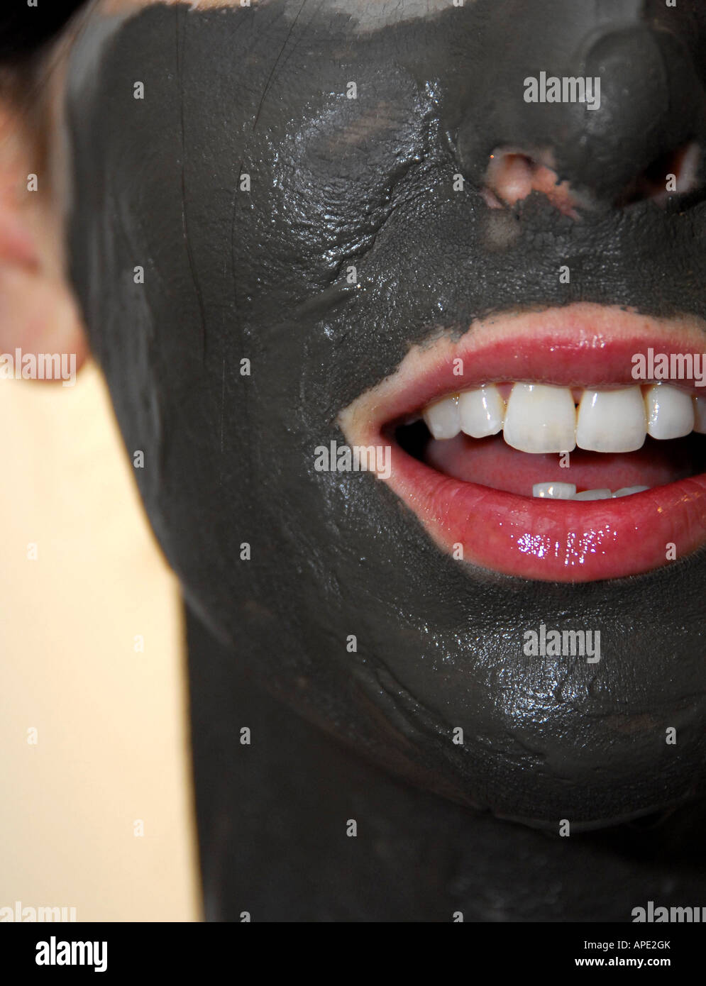 Mud face mask Stock Photo - Alamy