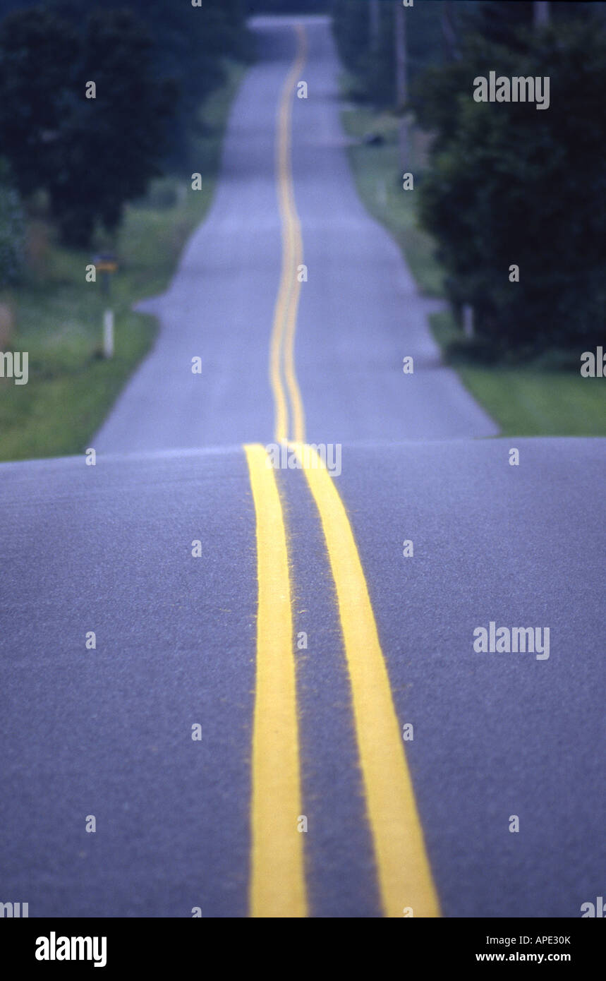 Rural road, yellow lines Pennsylvania Stock Photo - Alamy
