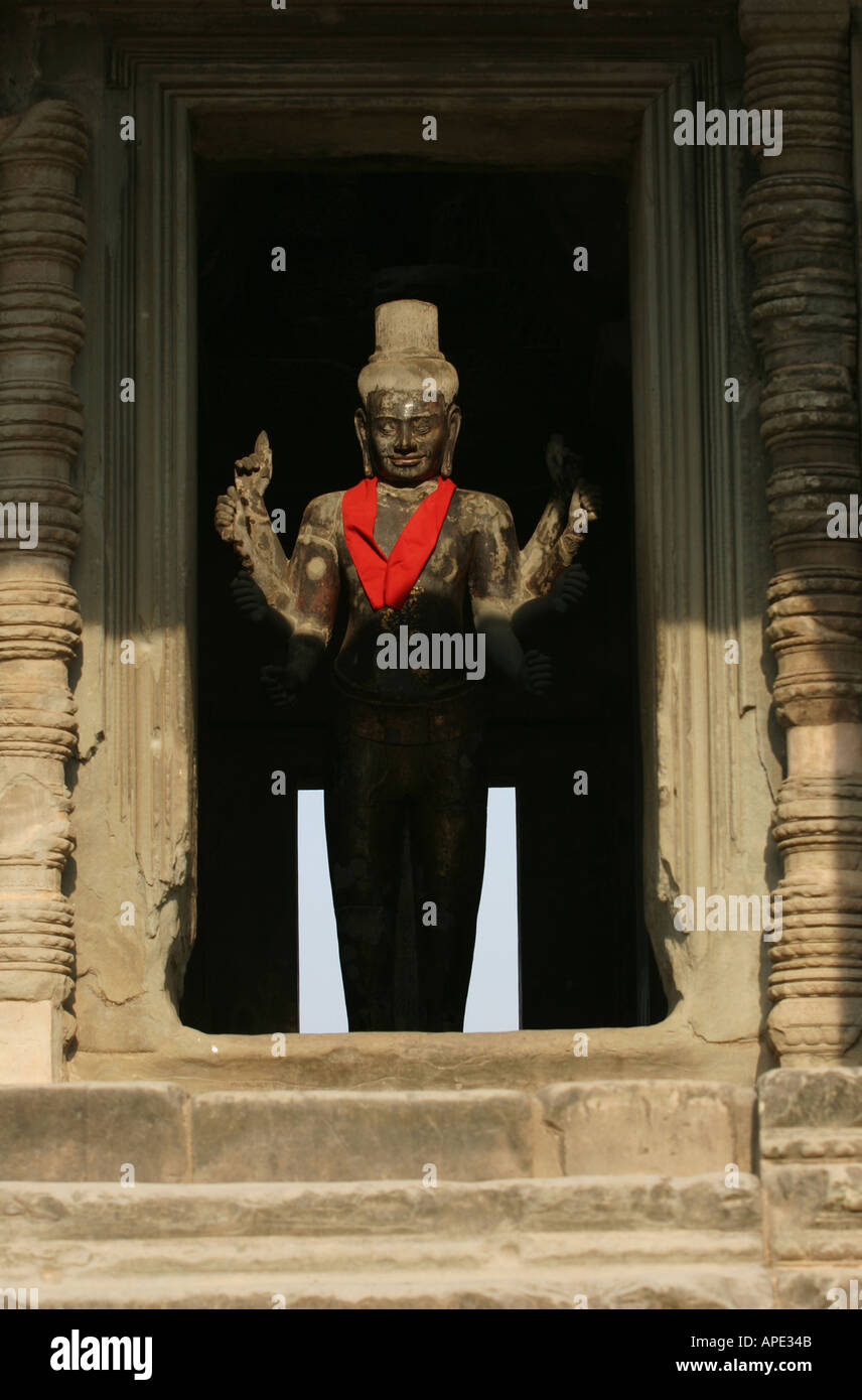 Multi armed figure hi-res stock photography and images - Alamy