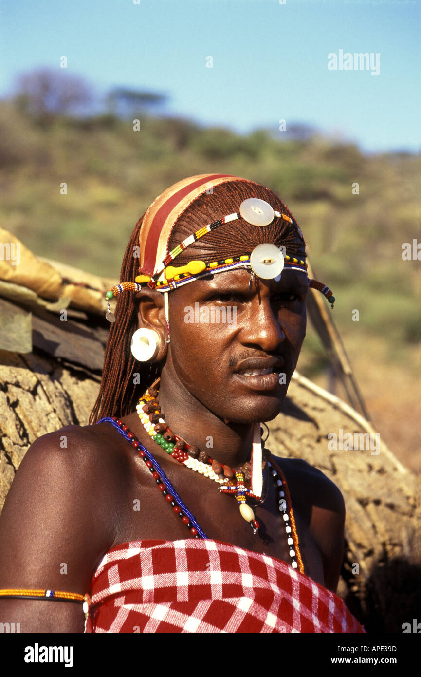 Kenya samburu tribe warrior hi-res stock photography and images - Alamy