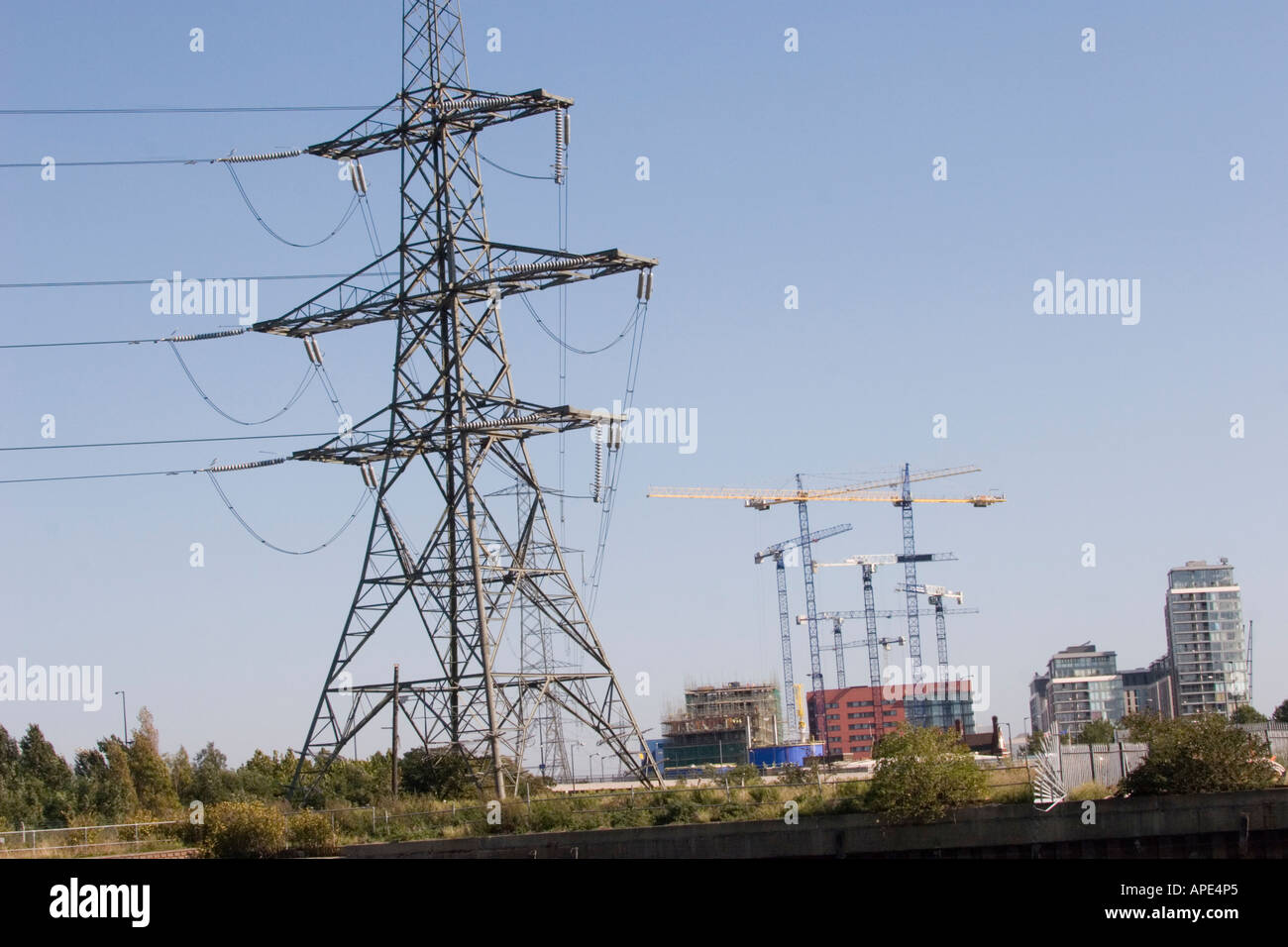 Electricity pylon in Docklands East London GB UK Stock Photo - Alamy