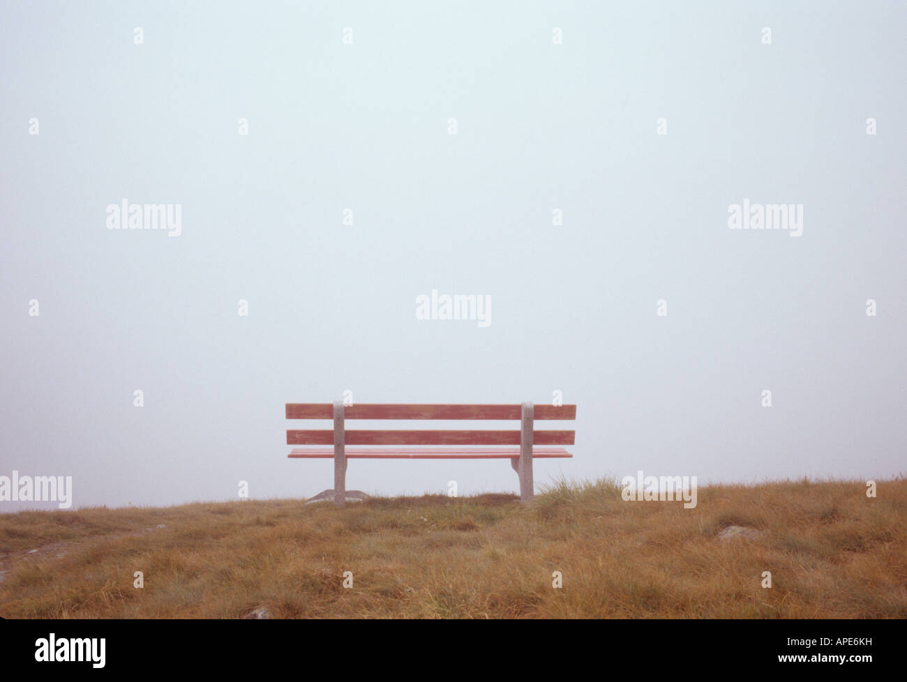A bench contemplates the fog blocking the scenic view Stock Photo - Alamy