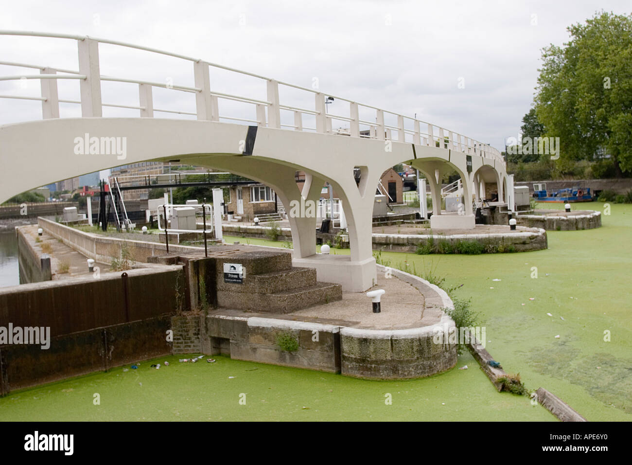 Bow Lock East London GB UK Stock Photo - Alamy
