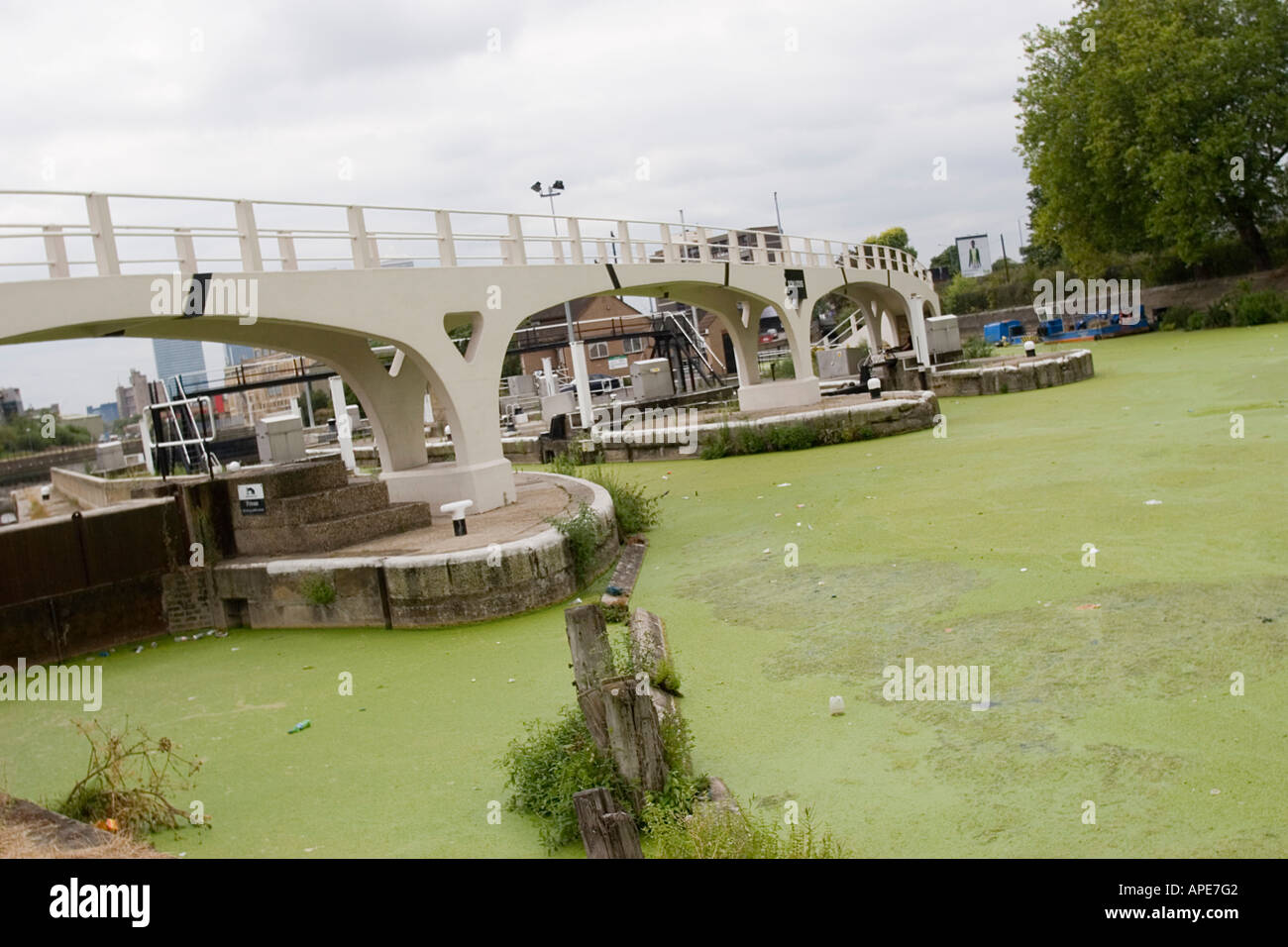 Bow lock hi-res stock photography and images - Alamy
