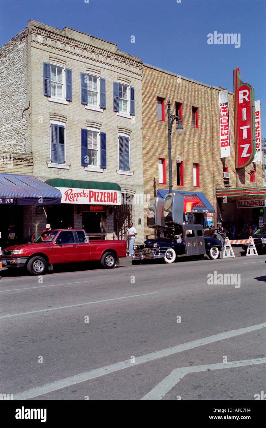 Ritz blender bar 6th street hi-res stock photography and images - Alamy