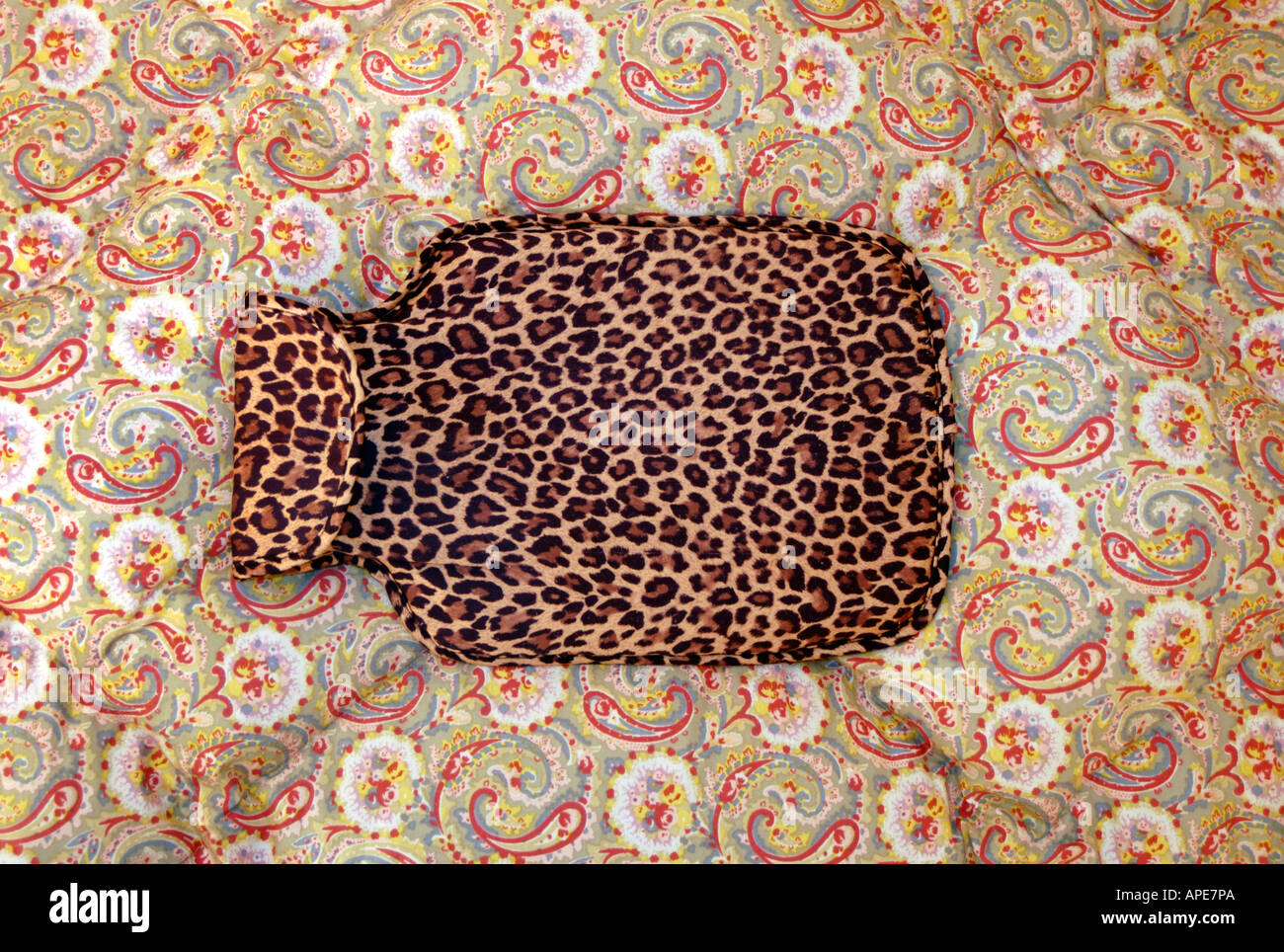 Kitsch animal hi-res stock photography and images - Alamy