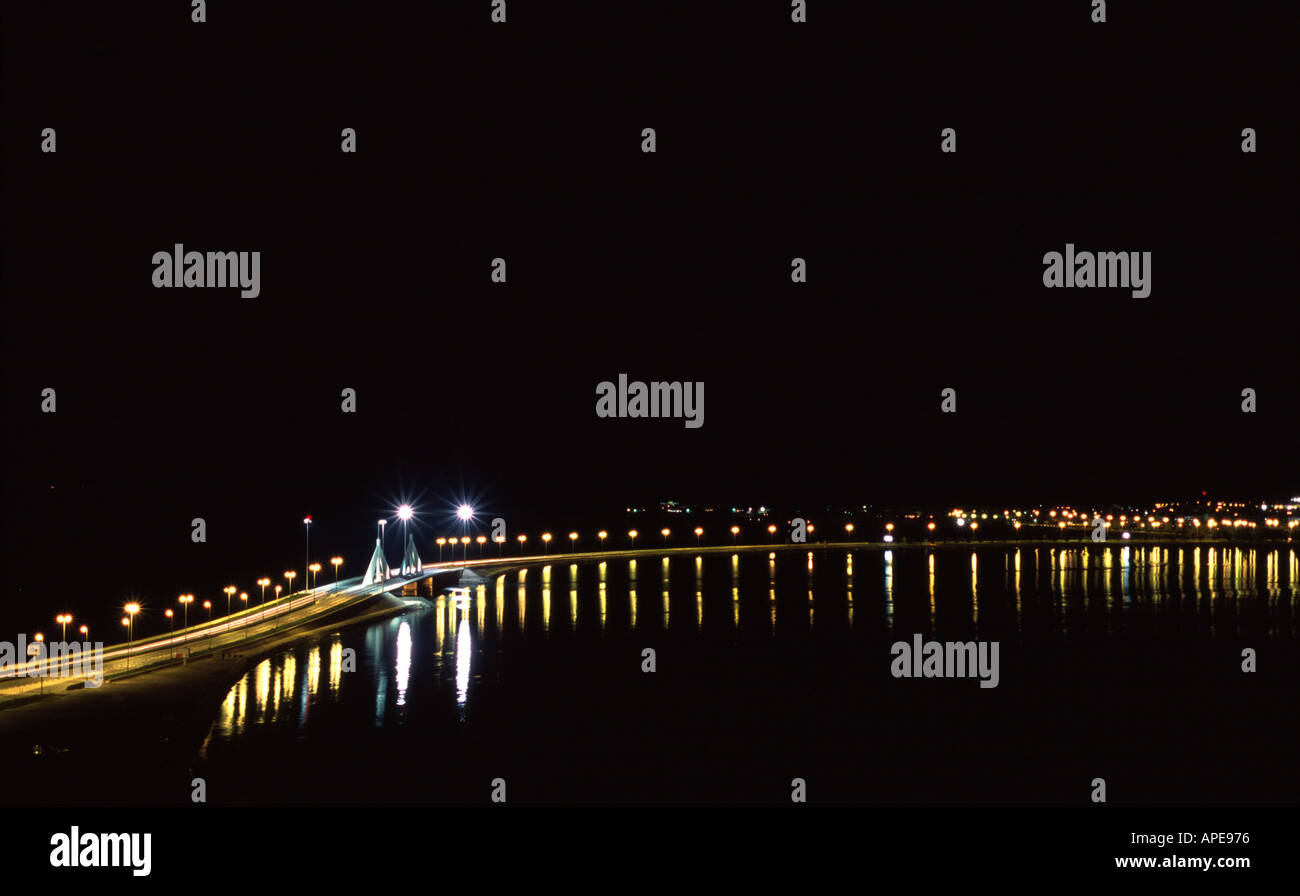 King fahd causeway bahrain hi-res stock photography and images - Alamy