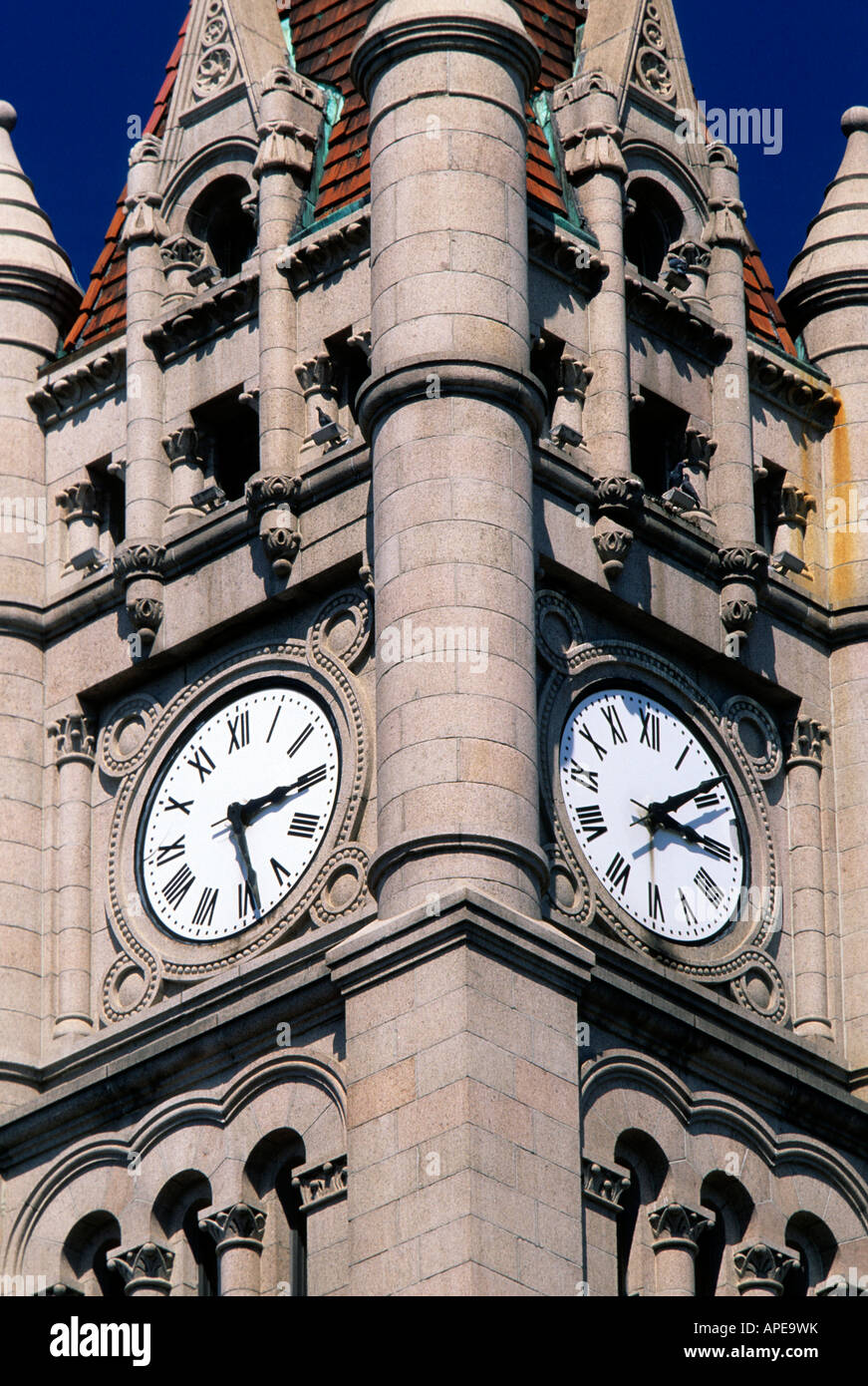 Granite clock tower hi-res stock photography and images - Alamy