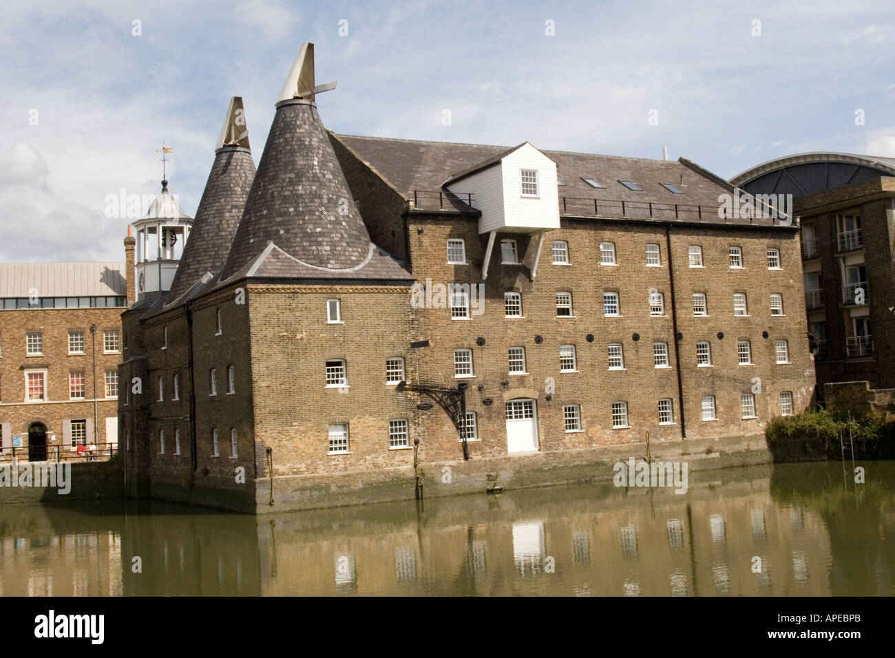 Borough flour mills hi-res stock photography and images - Alamy