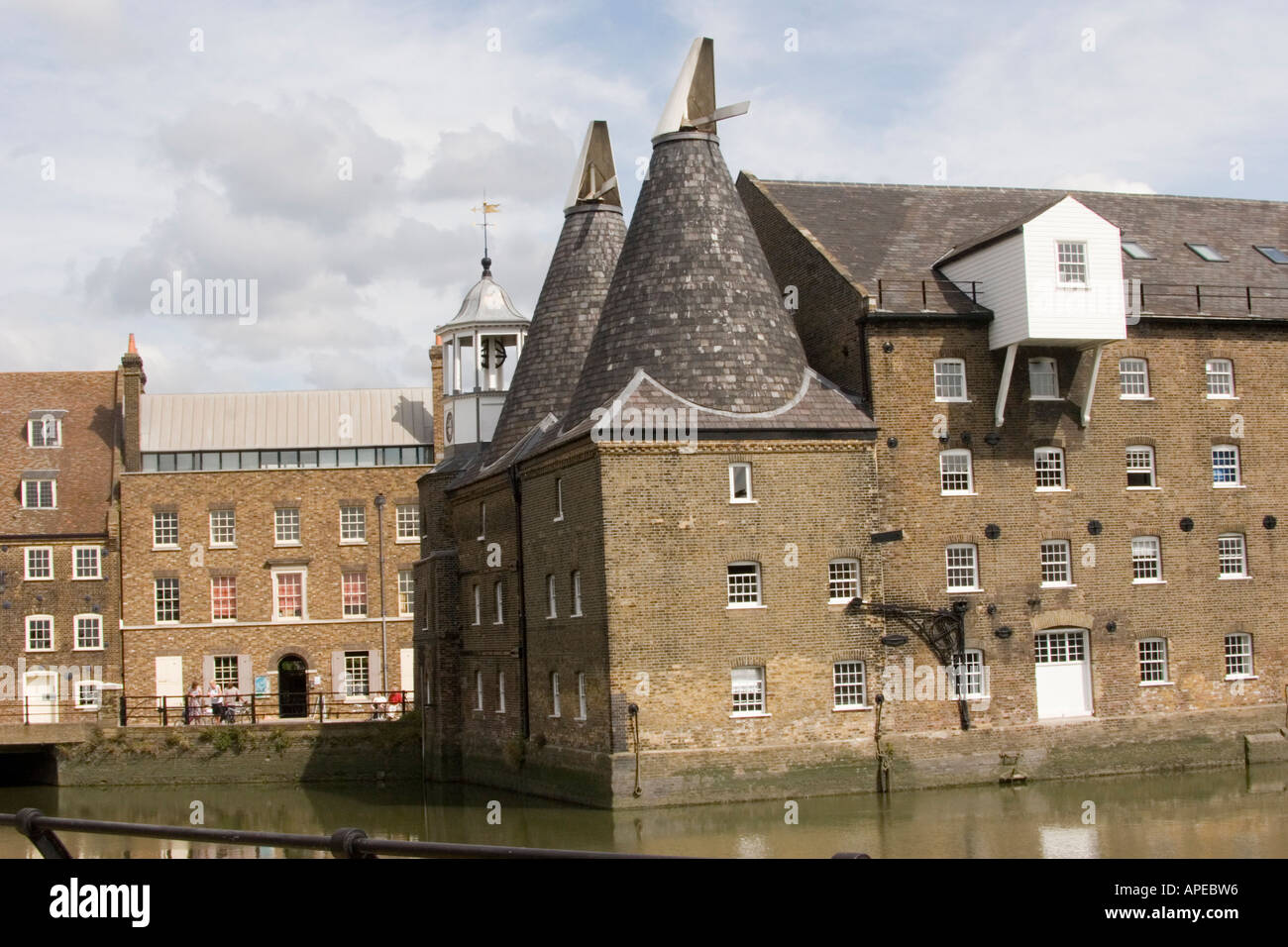 Gunpowder mills london hi-res stock photography and images - Alamy