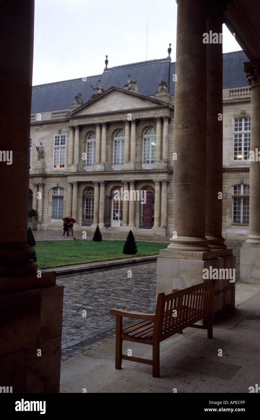 Picasso home paris hi-res stock photography and images - Alamy