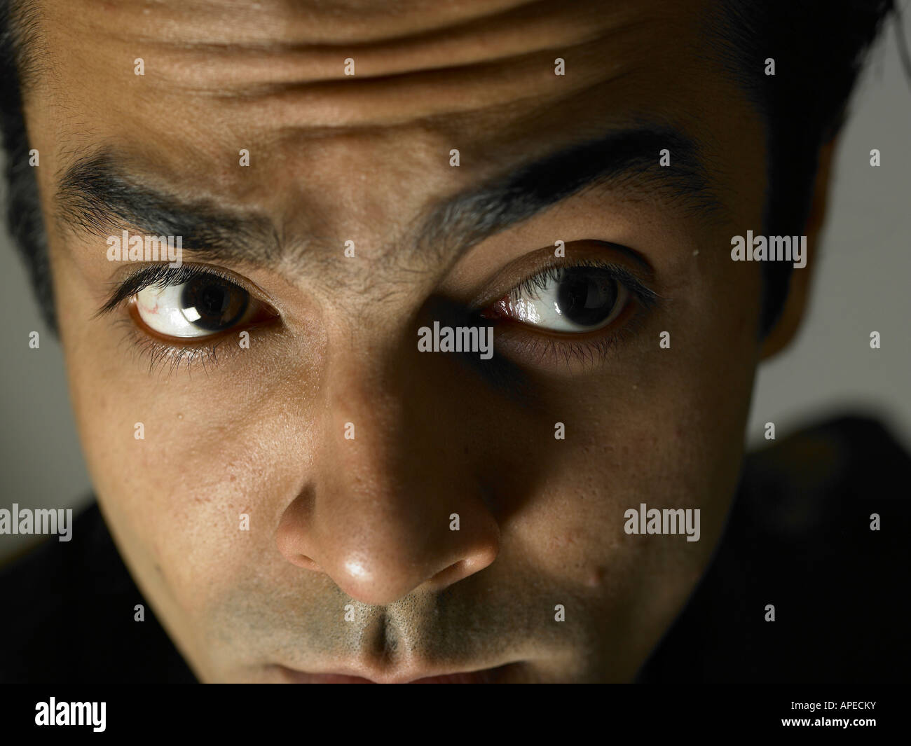 Close ups of Indian army soldier in suspicious expression Stock Photo ...