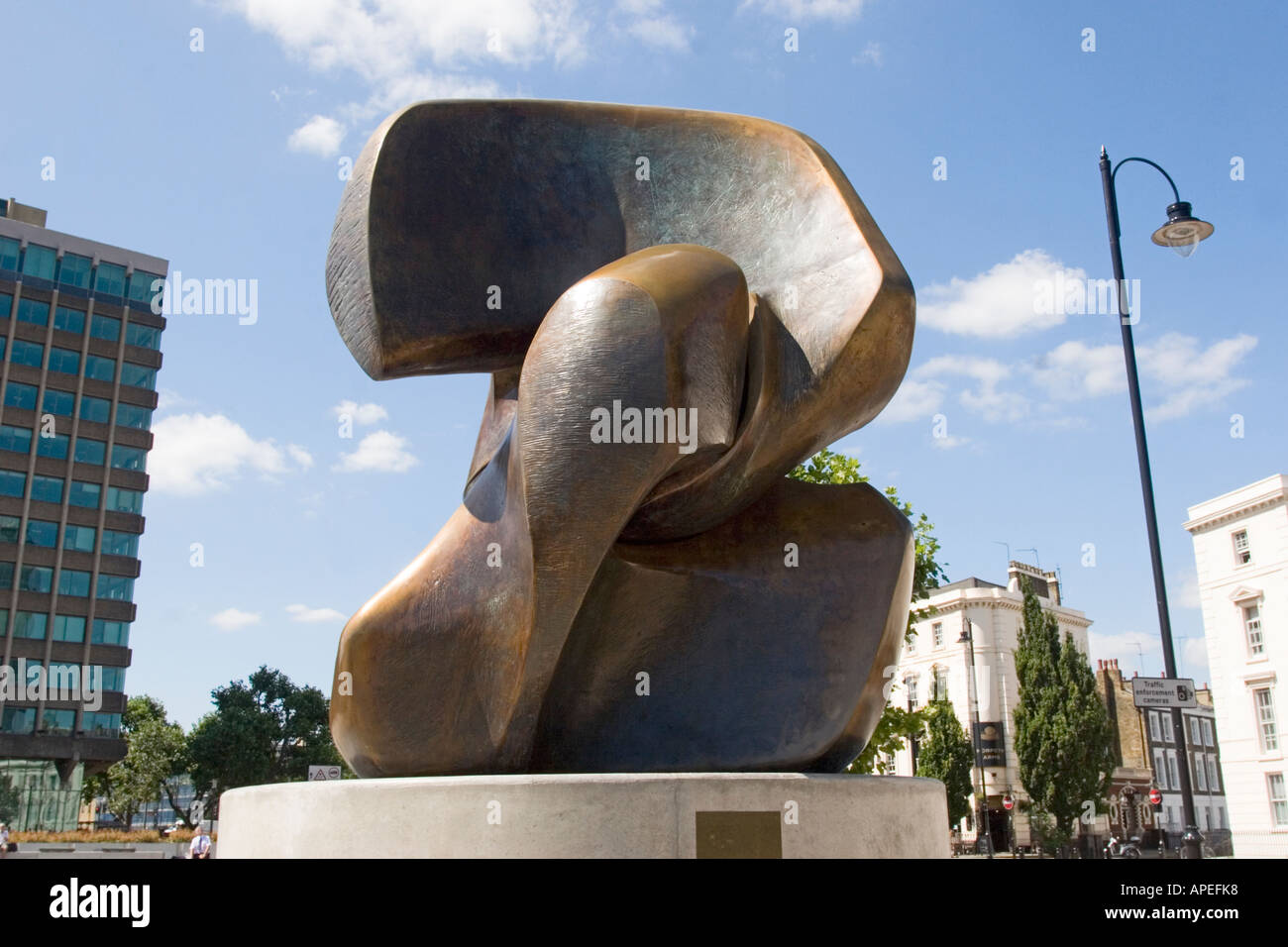 Bronze statue Locking Piece 1963-4 by Henry Moore on Millbank near the ...