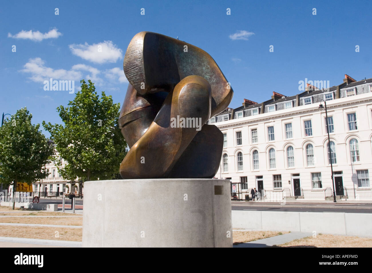 Bronze statue Locking Piece 1963-4 by Henry Moore on Millbank near the ...