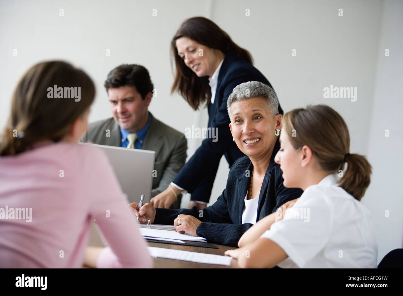 Commercial business meeting hi-res stock photography and images - Alamy
