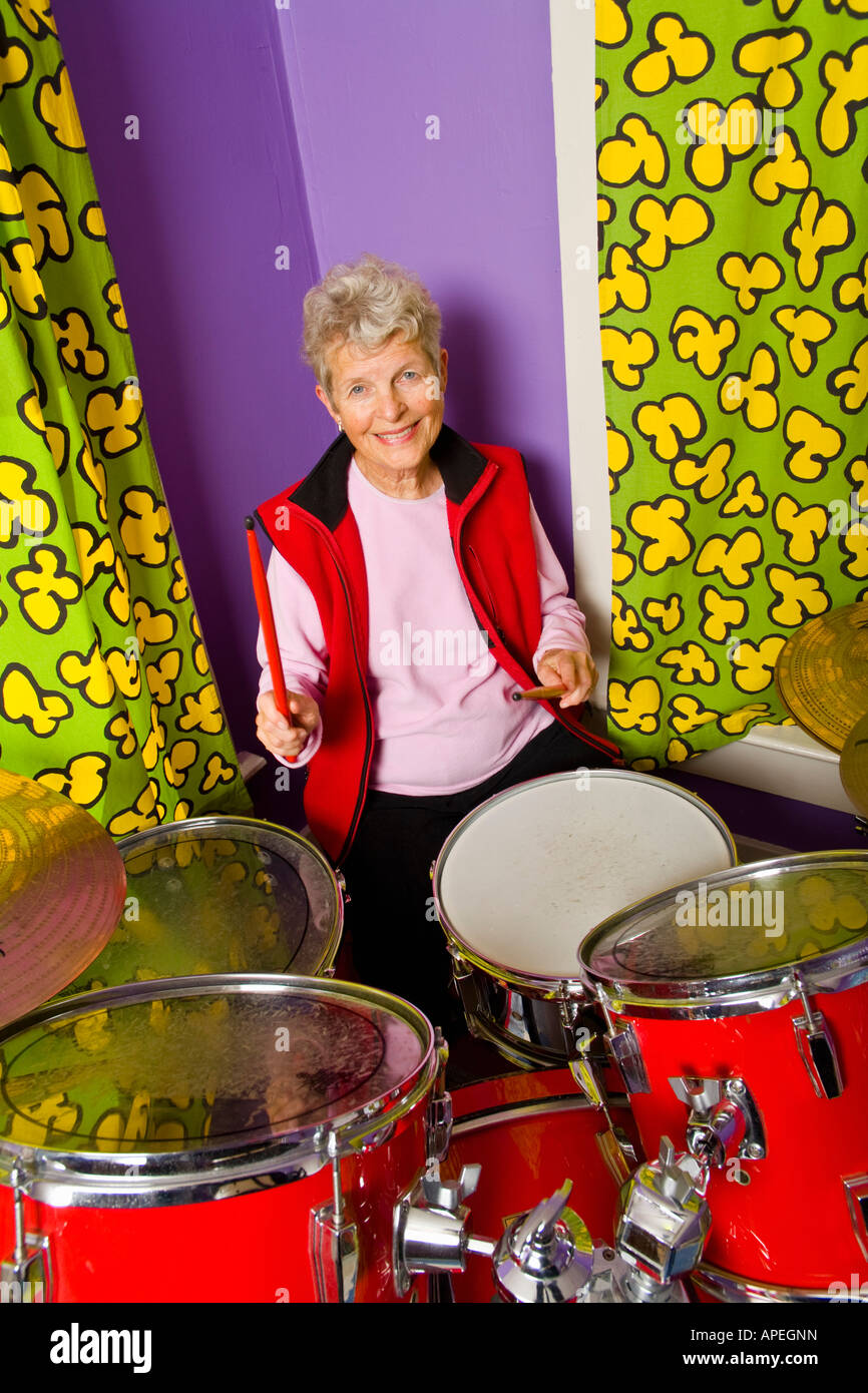 Inside home cool senior hi-res stock photography and images - Alamy