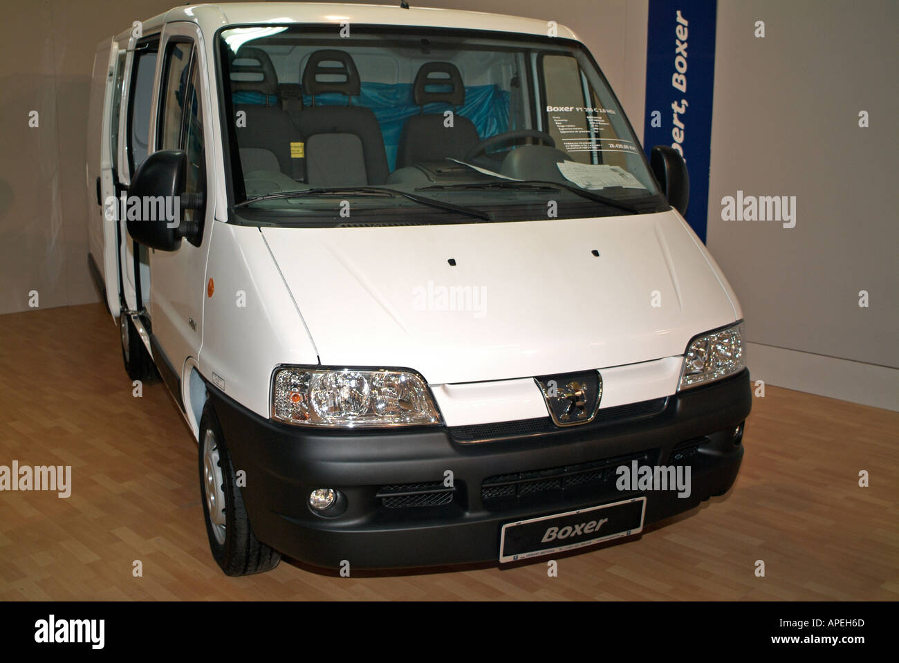 Peugeot boxer hi-res stock photography and images - Alamy
