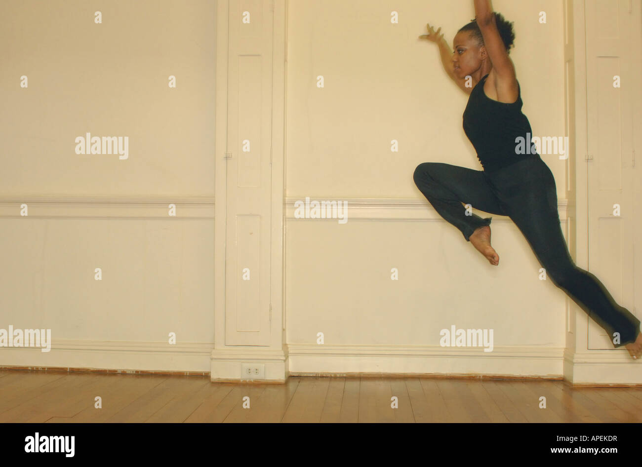 Woman dancer jumping side hi-res stock photography and images - Alamy