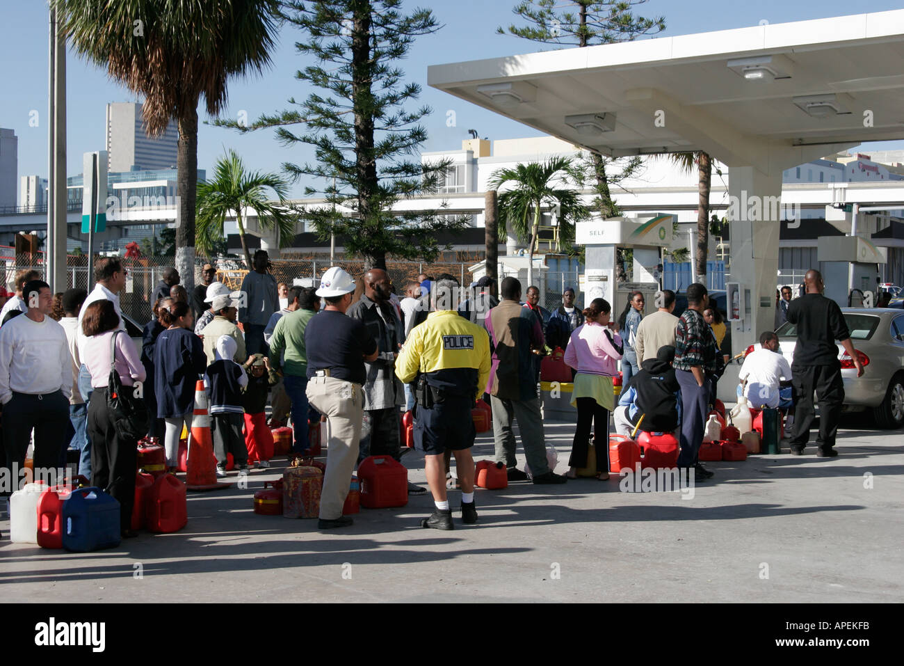 Miami florida gas station petrol hi-res stock photography and images - Alamy
