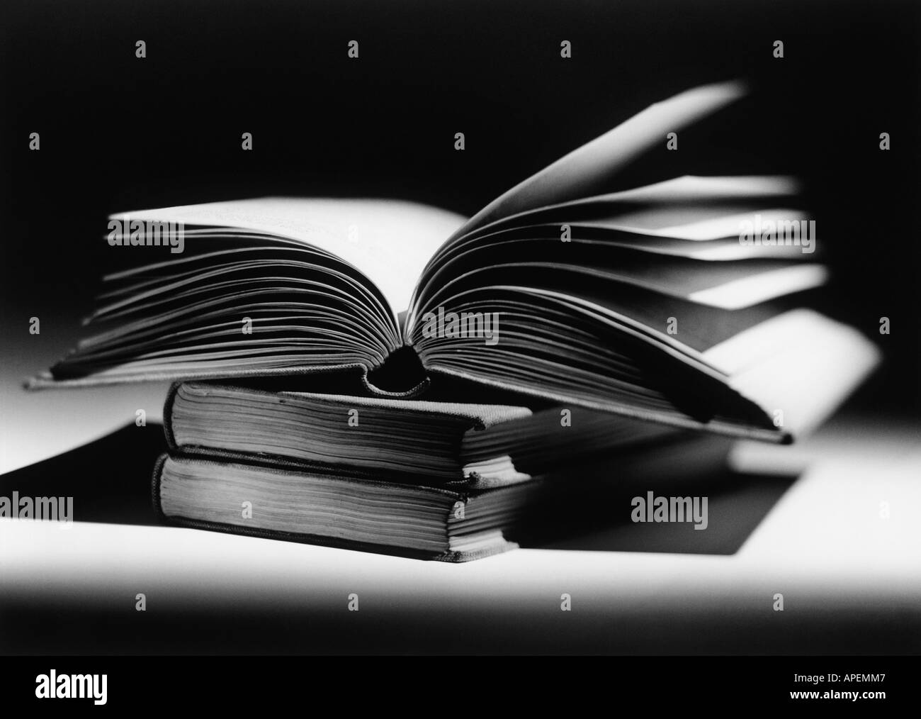 Open book, (b&w Stock Photo - Alamy