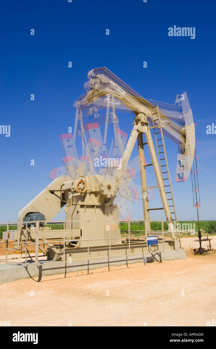 Oil Pumper America High Resolution Stock Photography and Images - Alamy