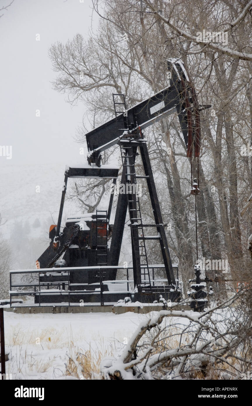 Oil pumper america hi-res stock photography and images - Alamy