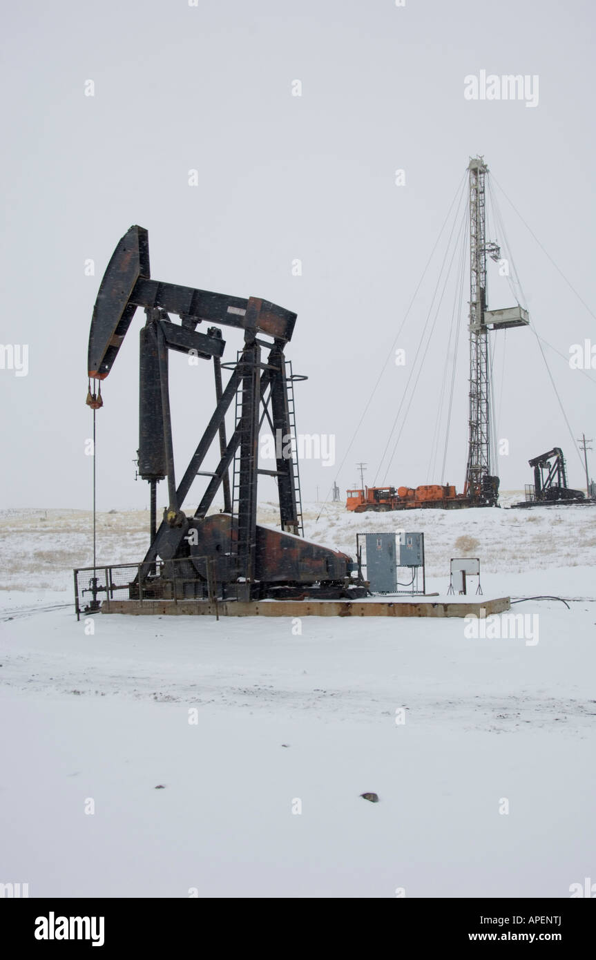 Work over rig hi-res stock photography and images - Alamy