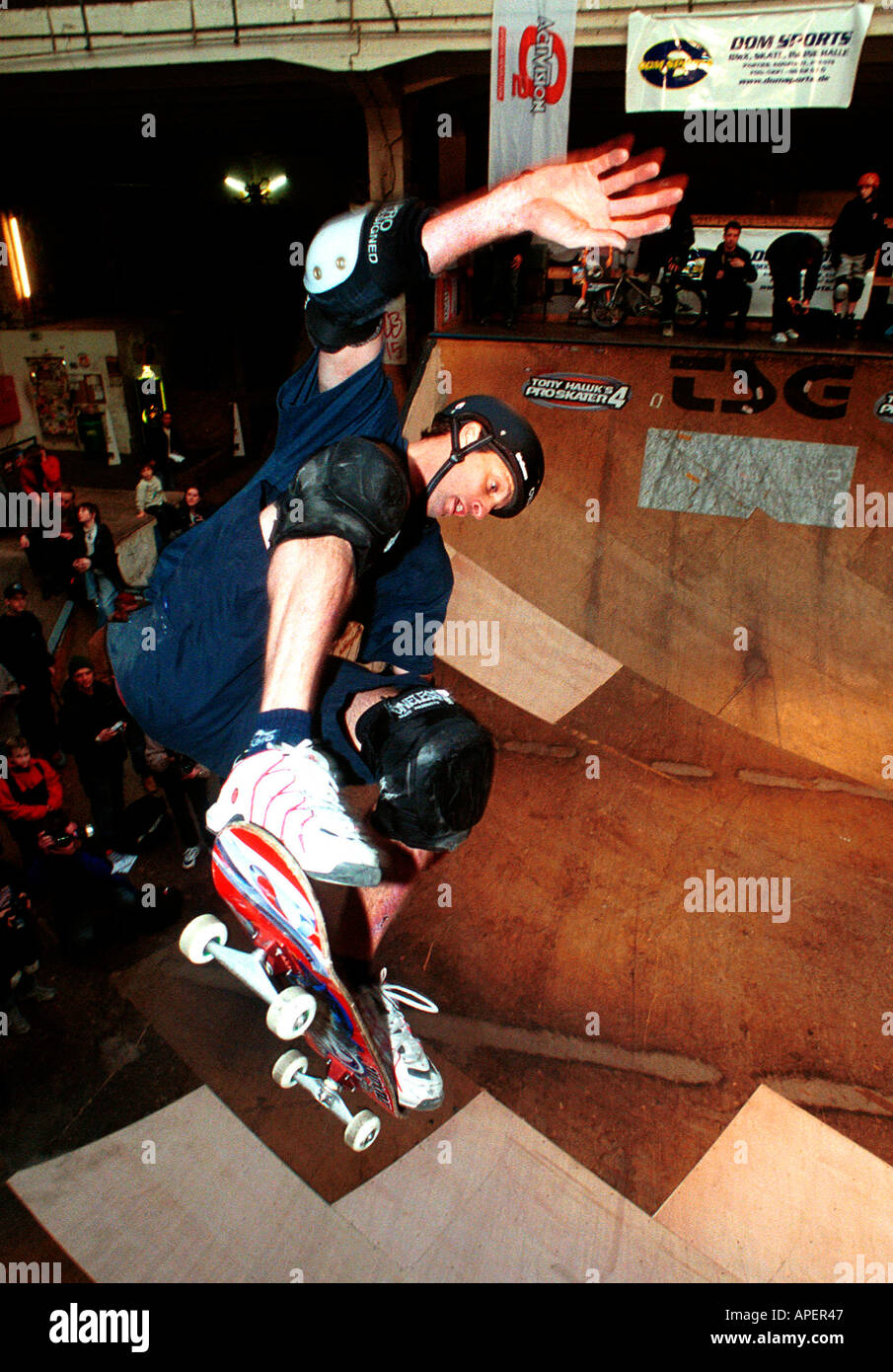 Tony hawk hi-res stock photography and images - Alamy