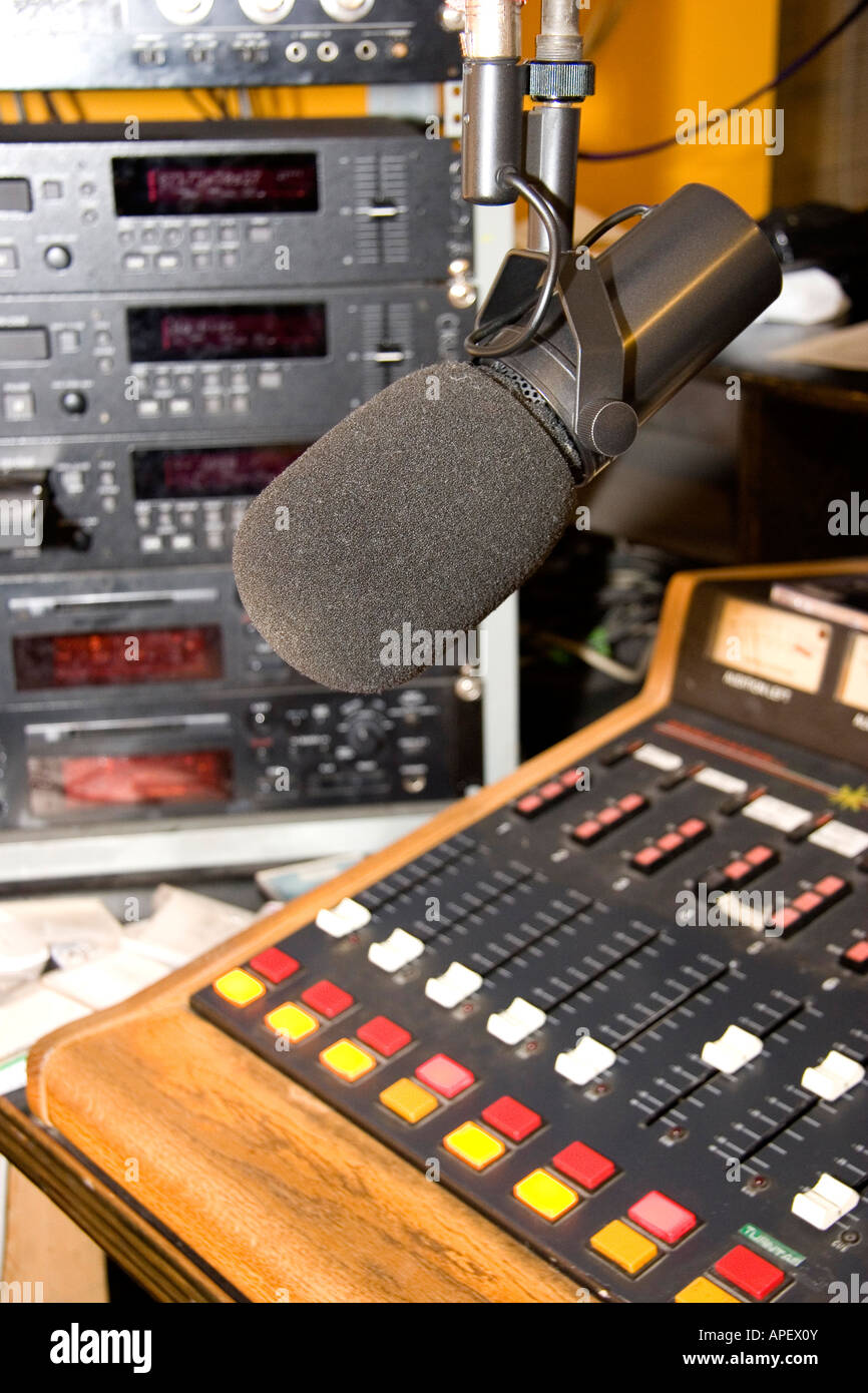 At radio station hi-res stock photography and images - Alamy
