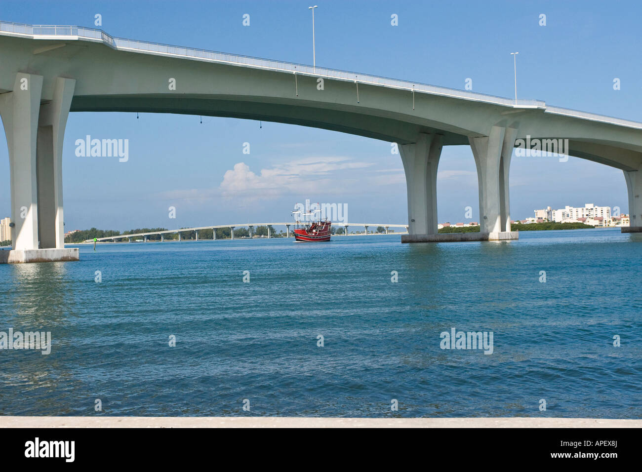 Classic Pirate Ship Passing Under a Bridge Stock Photo - Alamy
