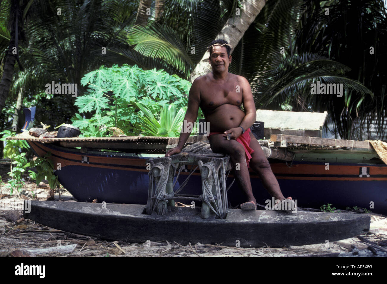 Micronesia outrigger hi-res stock photography and images - Alamy