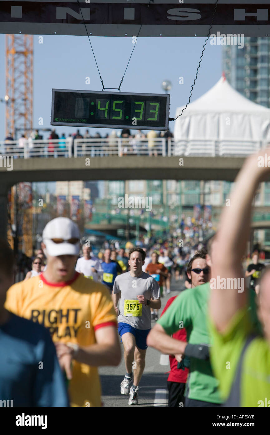 Vancouver Sun Fun Run 10km Finish Line Stock Photo - Alamy