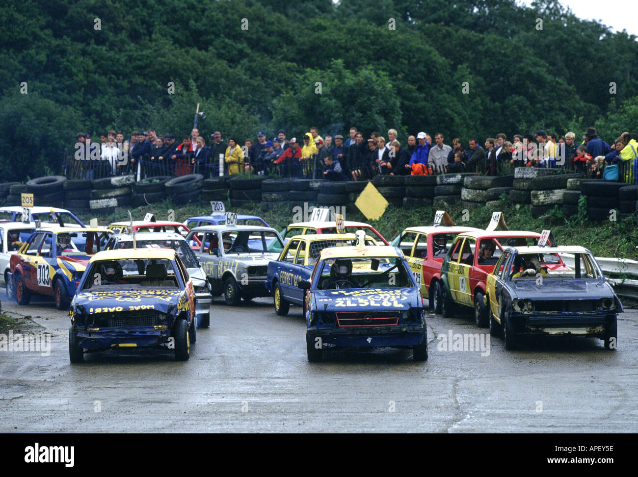 Spectators watching car racing hi-res stock photography and images - Alamy