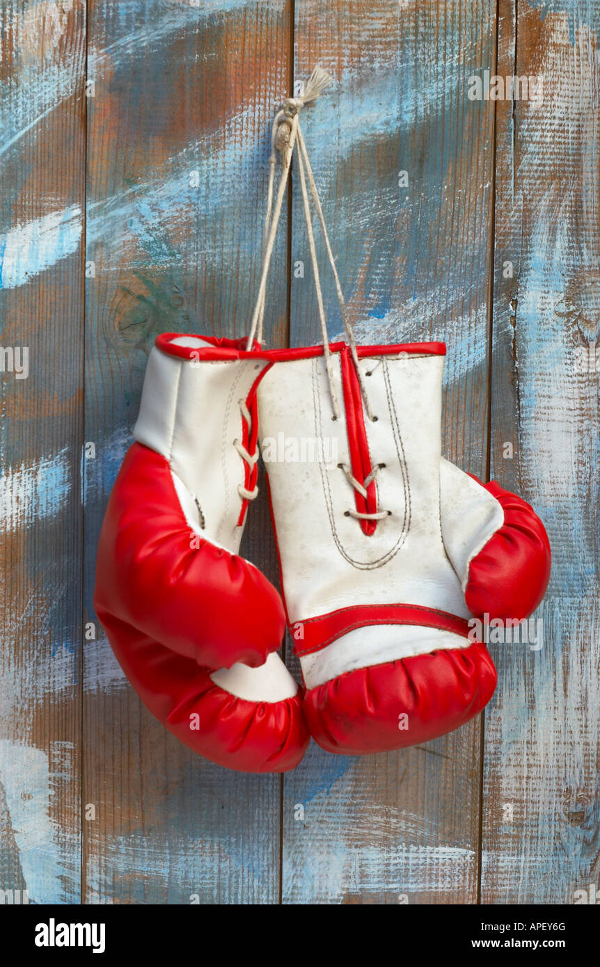 Worn boxing gloves hi-res stock photography and images - Alamy