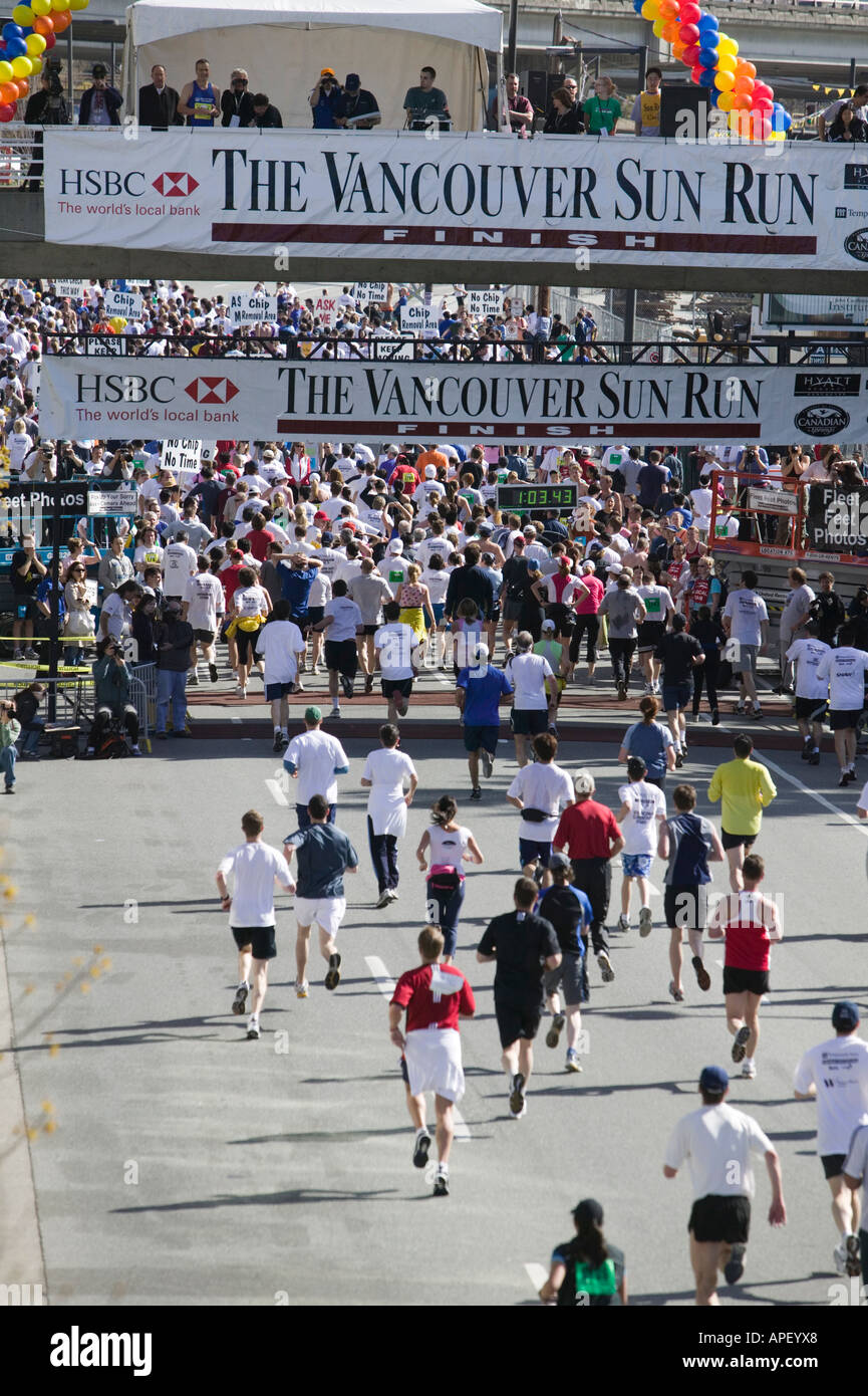 Vancouver Sun Fun Run 10km Finish Line Stock Photo - Alamy