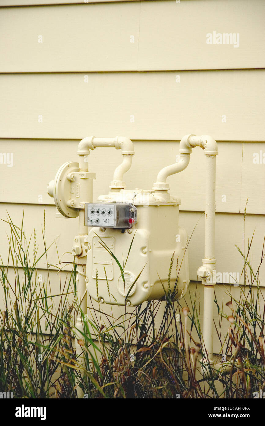 Old gas meter hi-res stock photography and images - Alamy