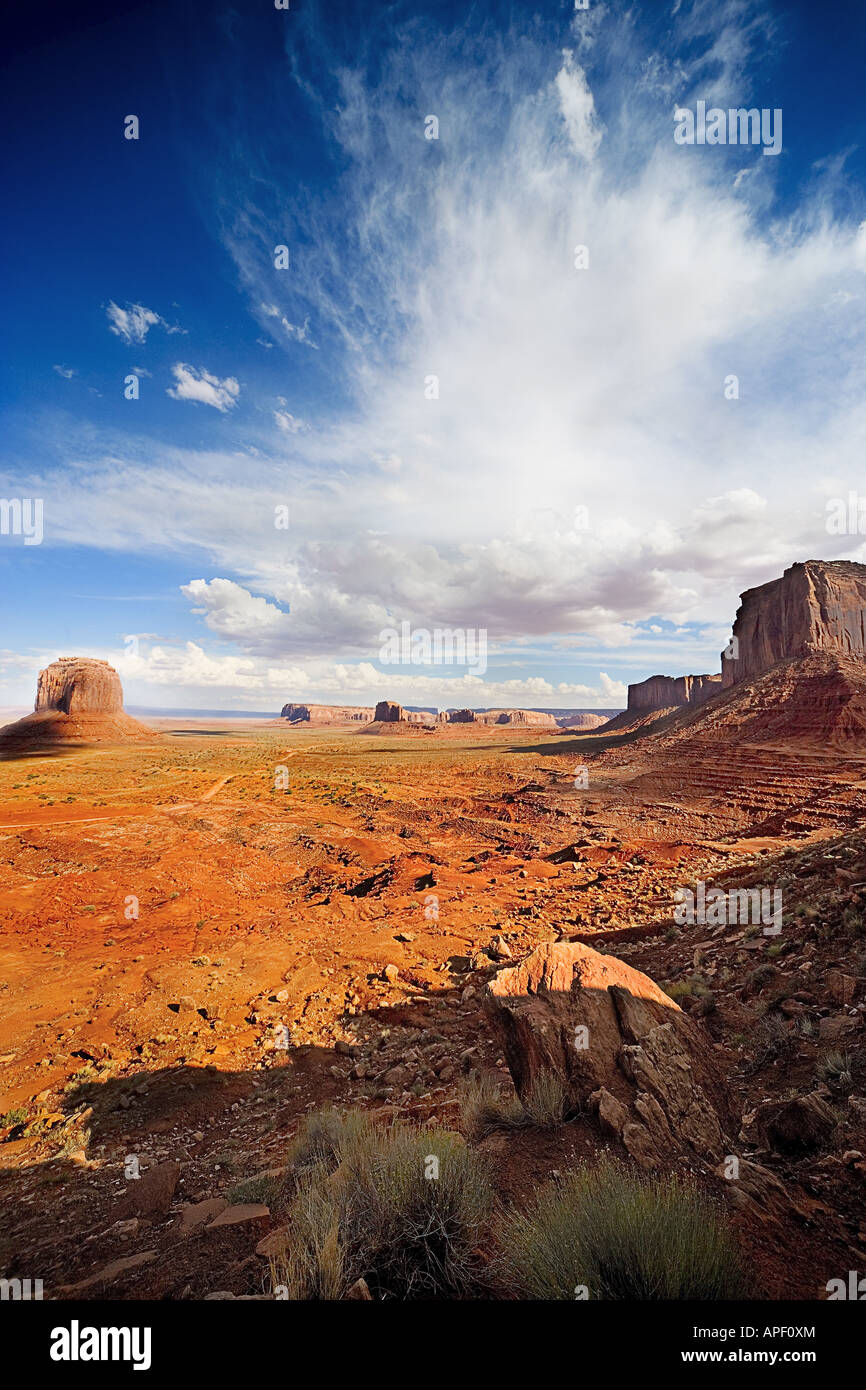 Monument Valley (Arizona / Utah) rock formations, valley and big blue ...
