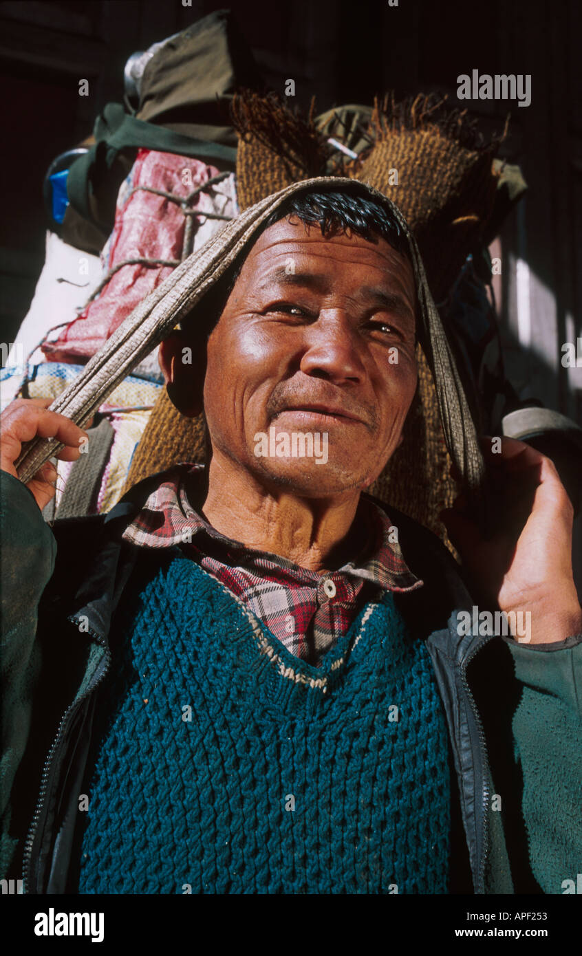 Elderly male porter hi-res stock photography and images - Alamy