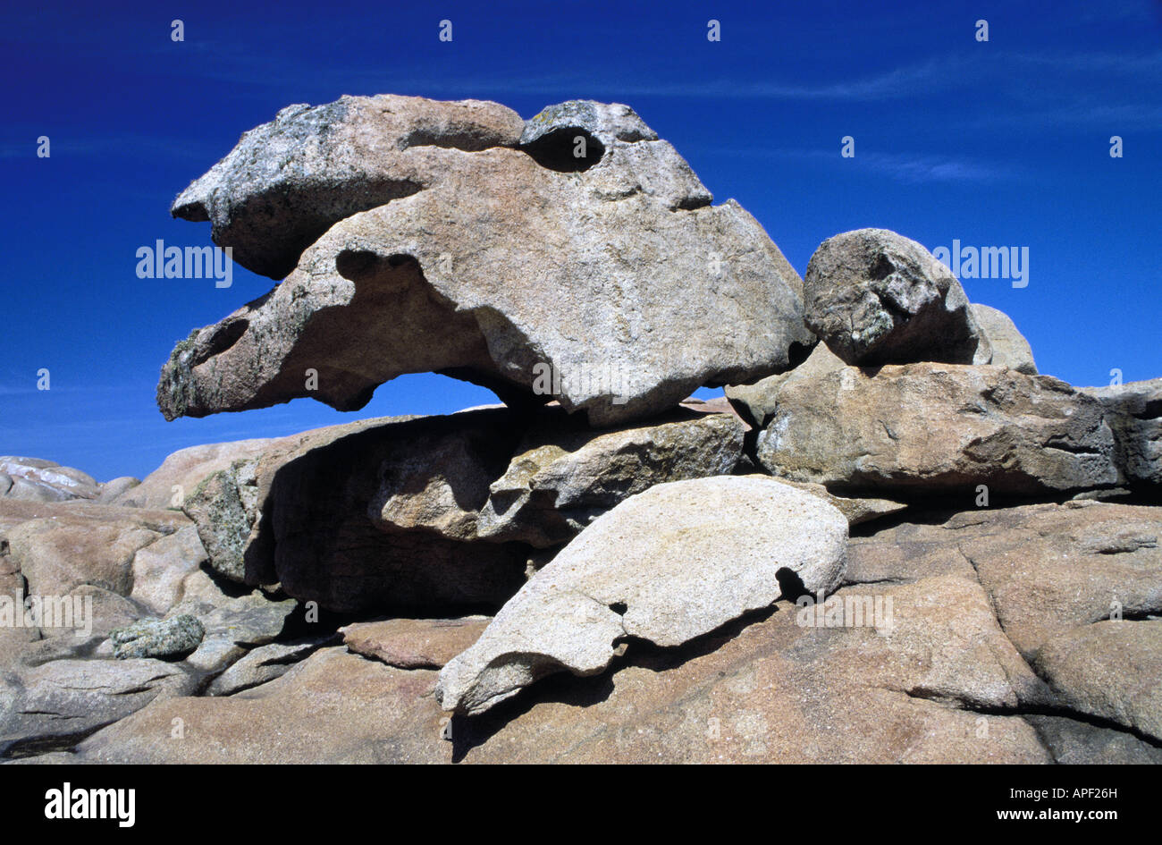 Rocks shaped like faces hi-res stock photography and images - Alamy