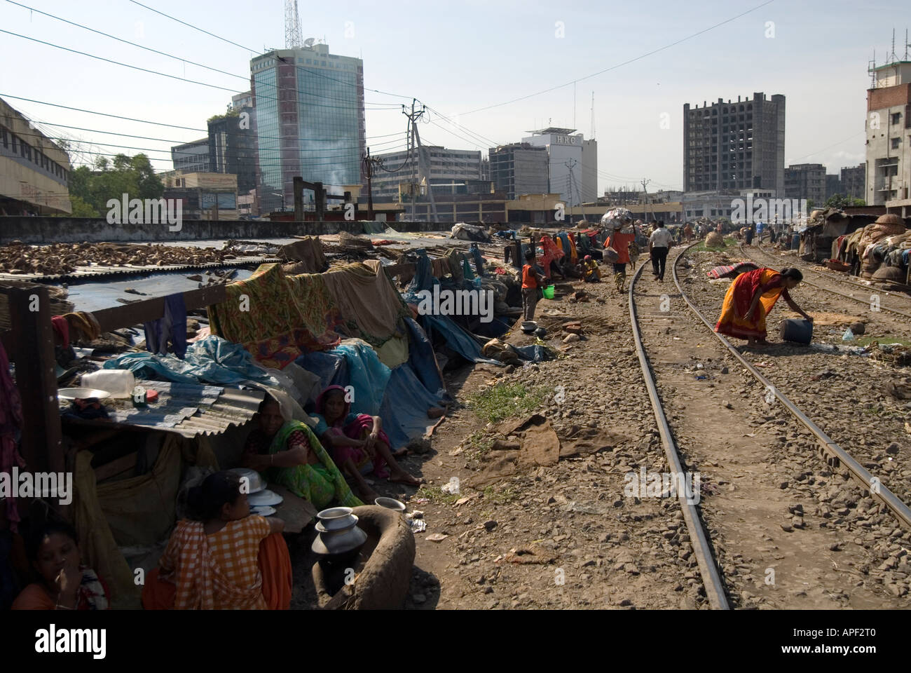 Urban poverty Dhaka Bangladesh PH Dan White Stock Photo - Alamy