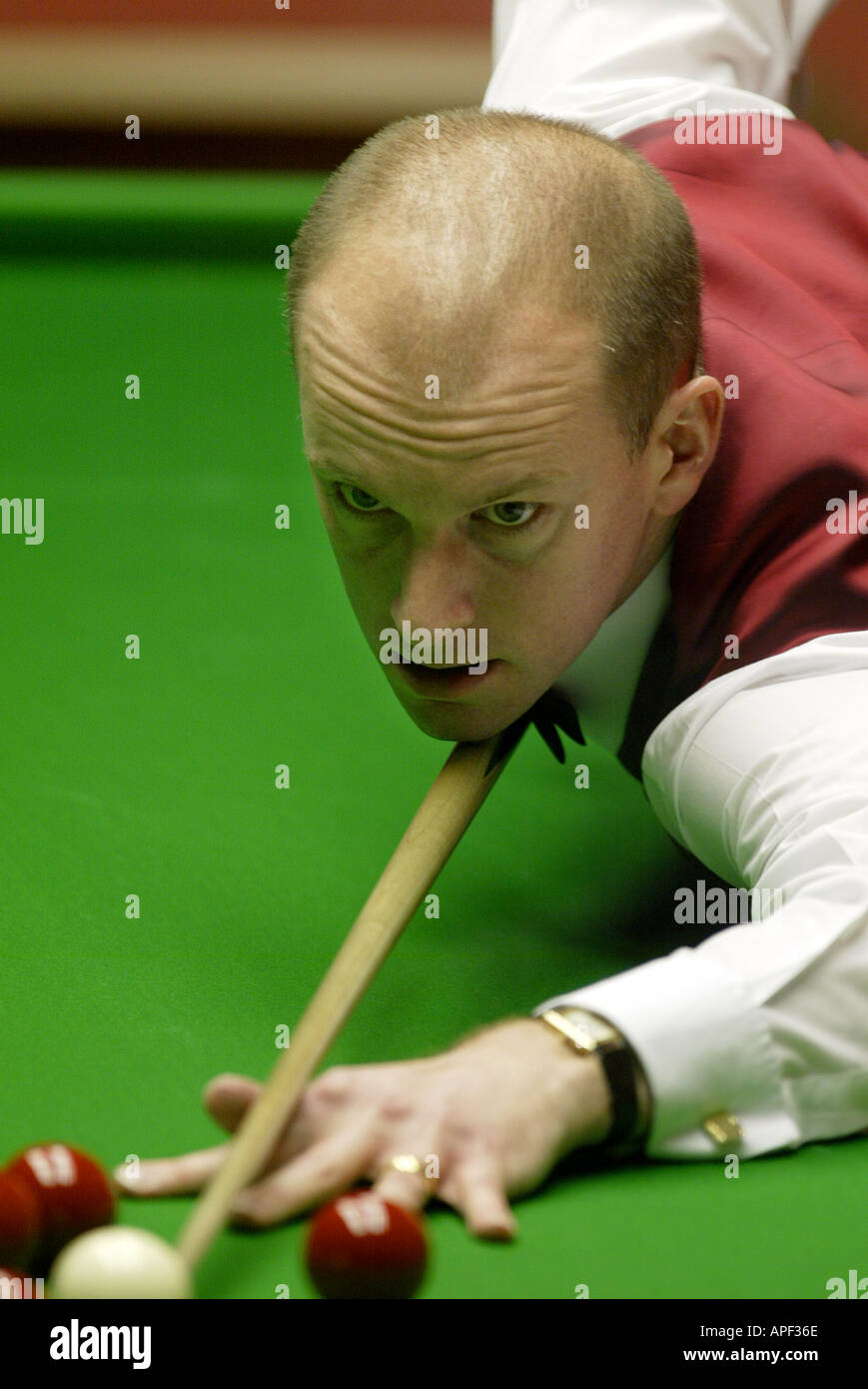 Snooker player sheffield hi-res stock photography and images - Alamy
