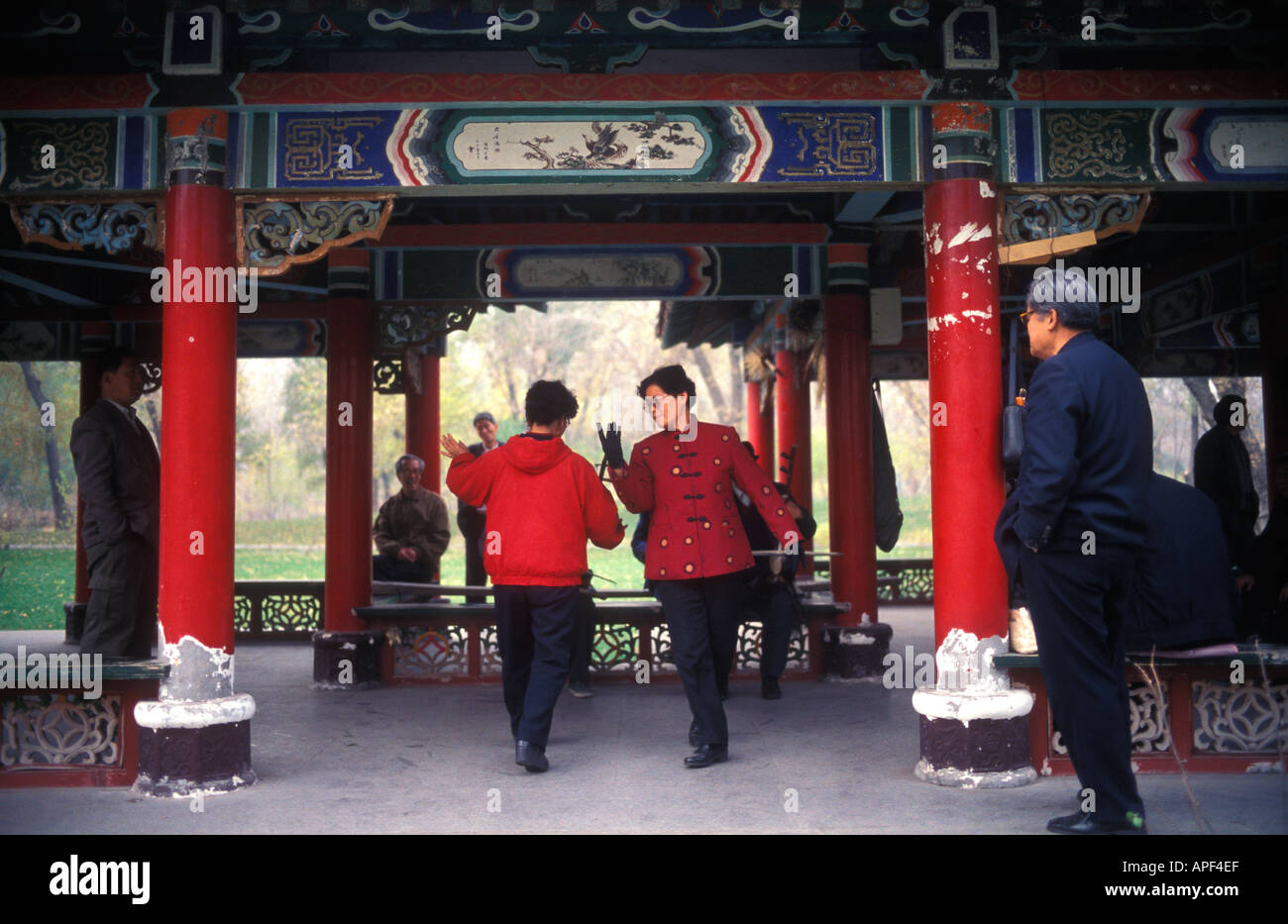 China urumqi women hi-res stock photography and images - Alamy