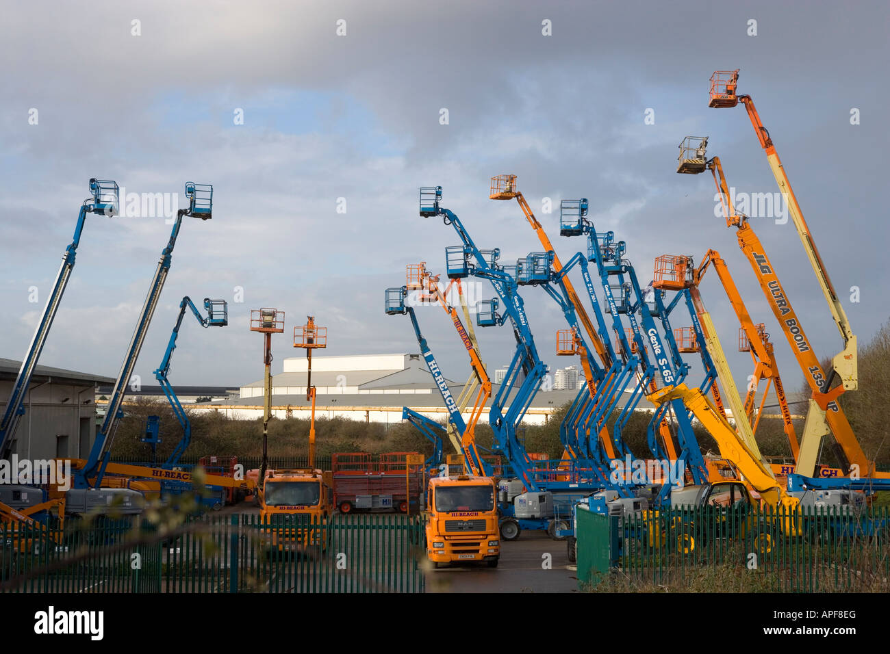 Aerial Lift Trucks Stock Photo - Alamy