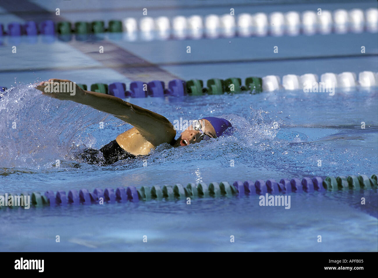 Front crawl hi-res stock photography and images - Alamy