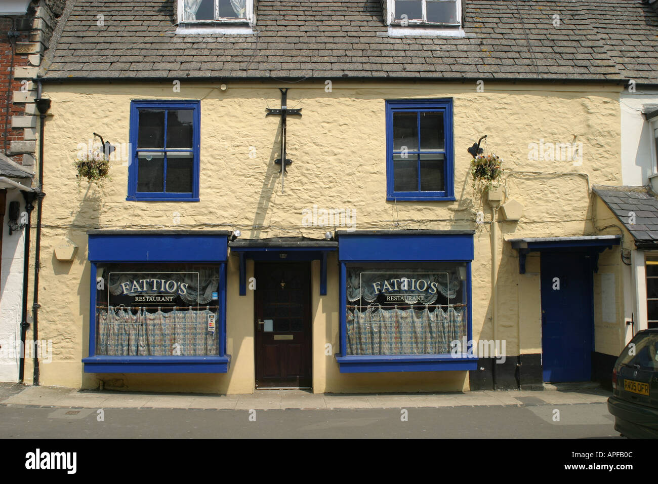 High street highworth hi-res stock photography and images - Alamy