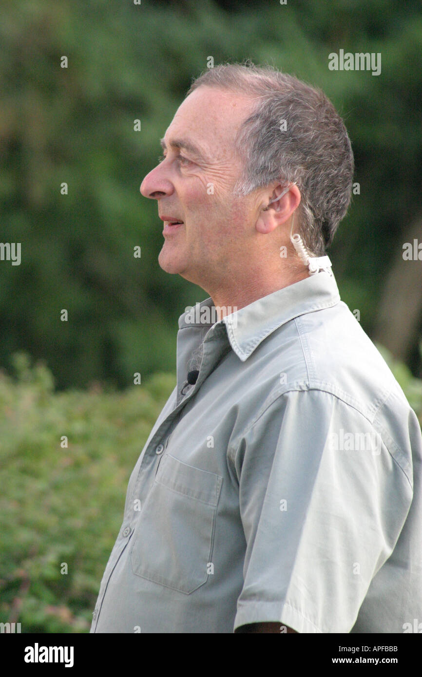 The dig for Roman remains at Groundwell Ridge Swindon by Tony Robinson ...